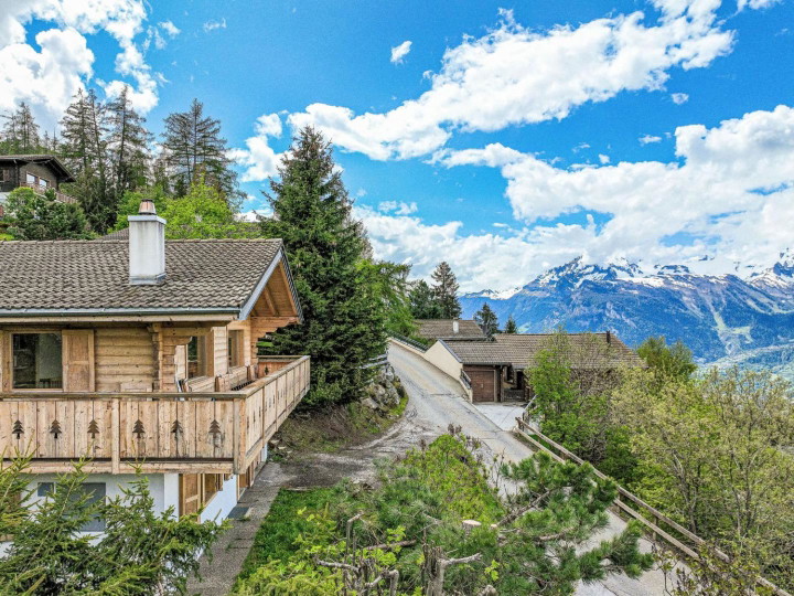 Chalet Le Loup- Le Renard Et La Belette By Interhome - Verbier