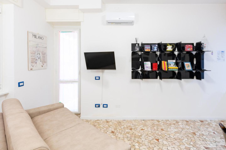 Metro M3 - 10 Min Duomo - Cozy Apt W Balcony And Ac - Monza