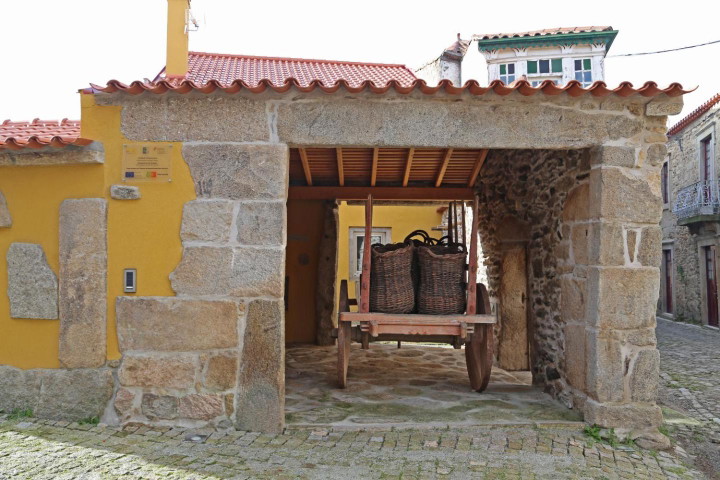 Curral De L Tiu Pino - Fermoselle