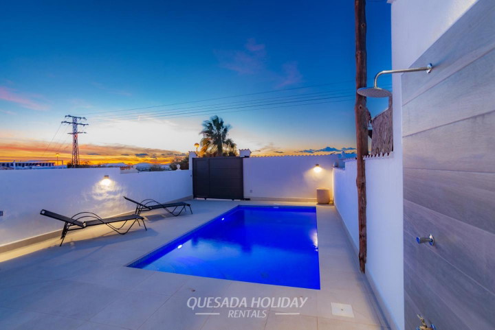 Semi-detached Villa Costa Balear Private Pool & Views - Almoradí