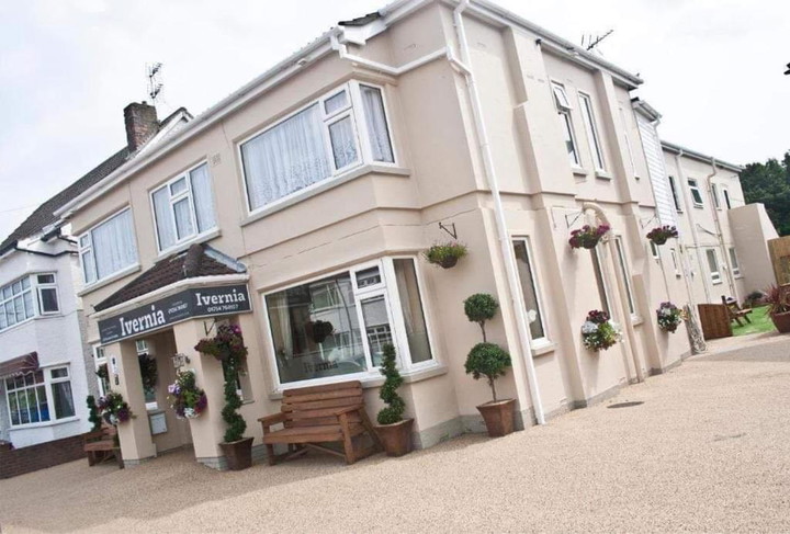 The Ivernia Hotel - Lincolnshire