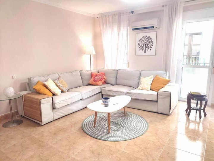 Charming & Spacious Apartment In Historic Centre & Short Walk To Beach - Alicante