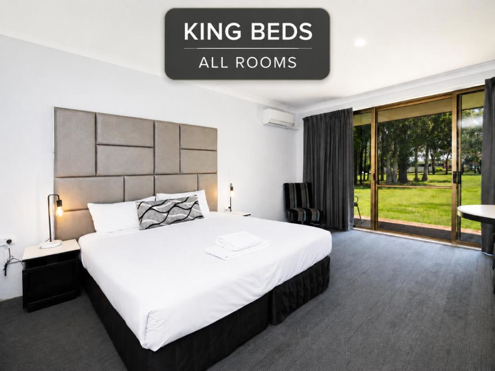 Island Palms Motor Inn - Tuncurry