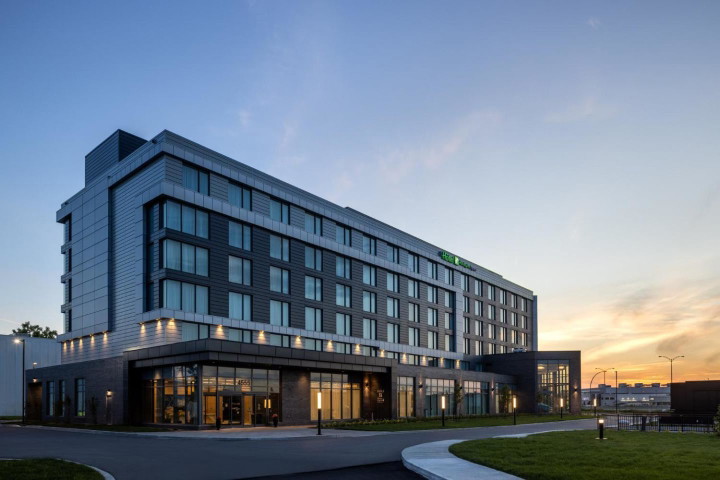 Holiday Inn Express Montreal Airport - St-laurent By Ihg - Dorval