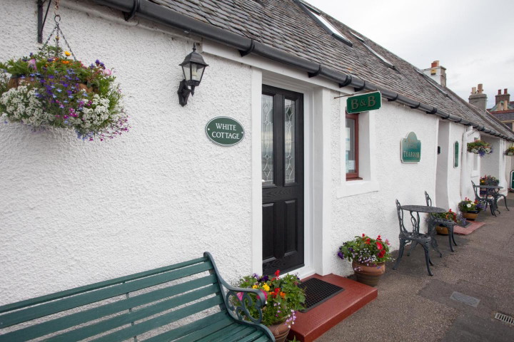 White Cottage B&b - Inverness