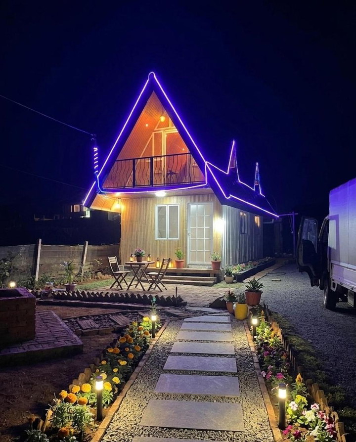 Chilly Chalet Cabana -