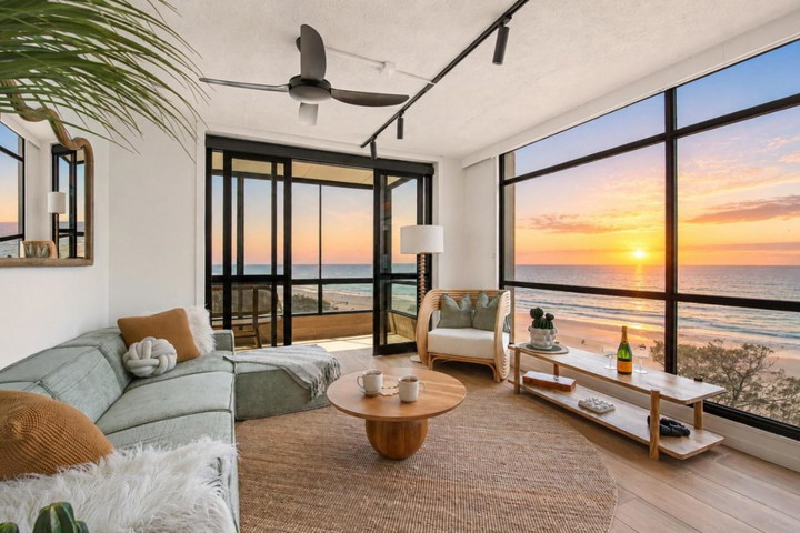 Pure Sunrise Oceanview 2br Sub Penthouse Wparking - Surfers Paradise