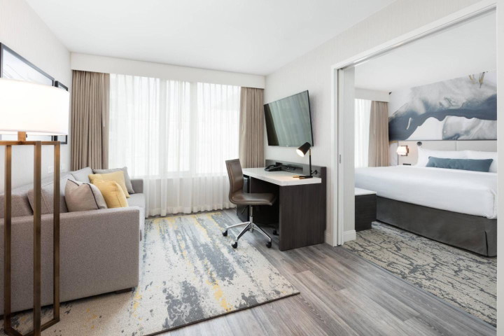 Delta Hotels By Marriott Vancouver Downtown Suites - Downtown Vancouver - West Vancouver