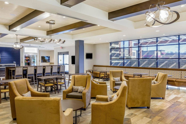 Springhill Suites By Marriott Topeka Southwest - Topeka, KS