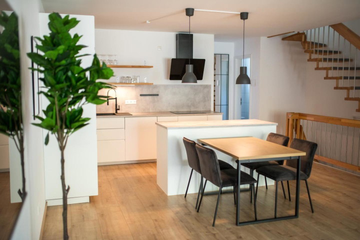 Hugos Design Apartment Am Waldrand - Ruhig & Modern - Seeheim-Jugenheim