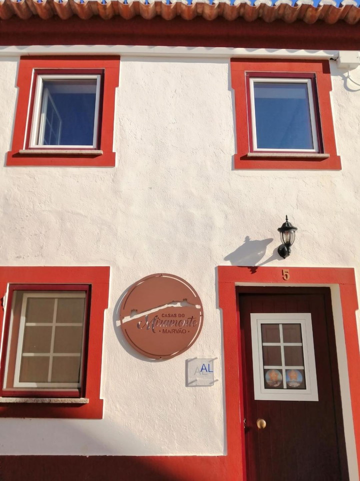 Charming House In Beirã With Garden - Marvão