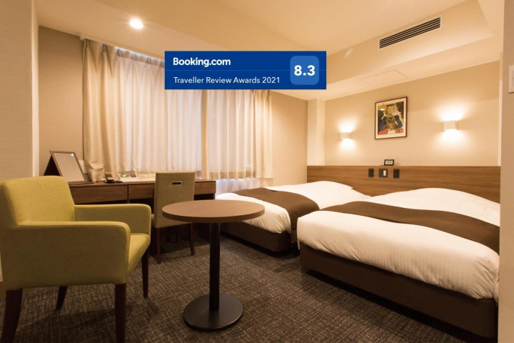 Osaka Riverside Hotel - Suita