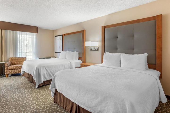 Best Western Plus Oak Harbor Hotel & Conference Center - Whidbey Island, WA