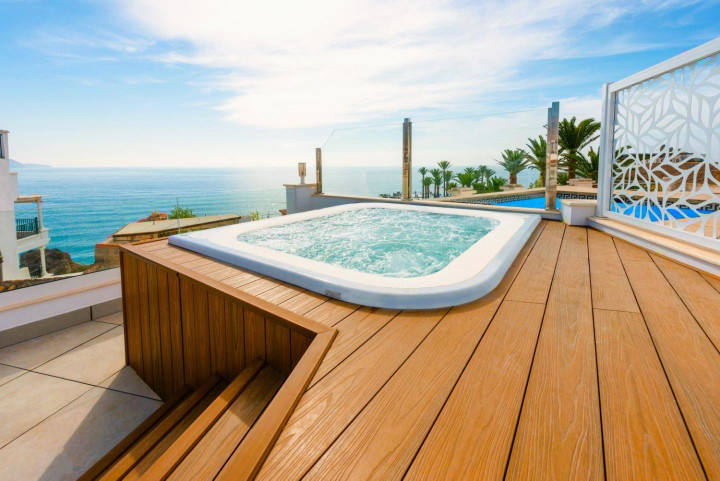 Hc Calahonda Beach Nerja - Frigiliana