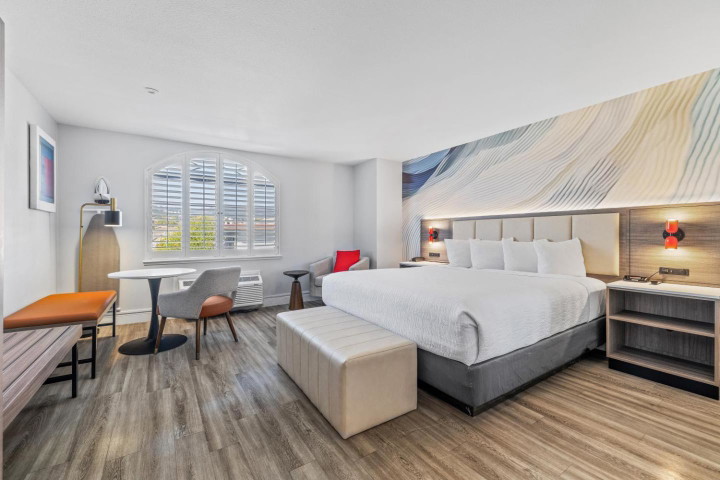 Hotel Skye San Francisco Airport Sfo Free Shuttle And Breakfast! - South San Francisco, CA