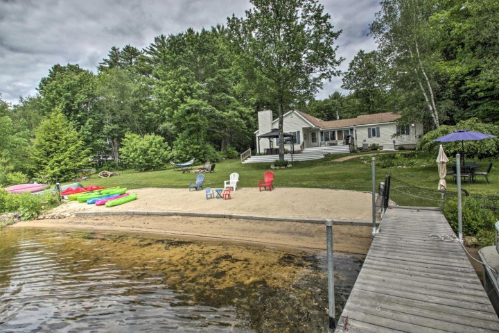 New Hampshire Home W/ Private Beach, Dock & Rafts! - Alton, NH