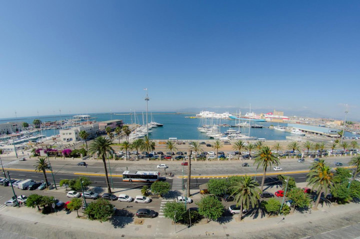 Right House Splendid Harbour View - Cagliari