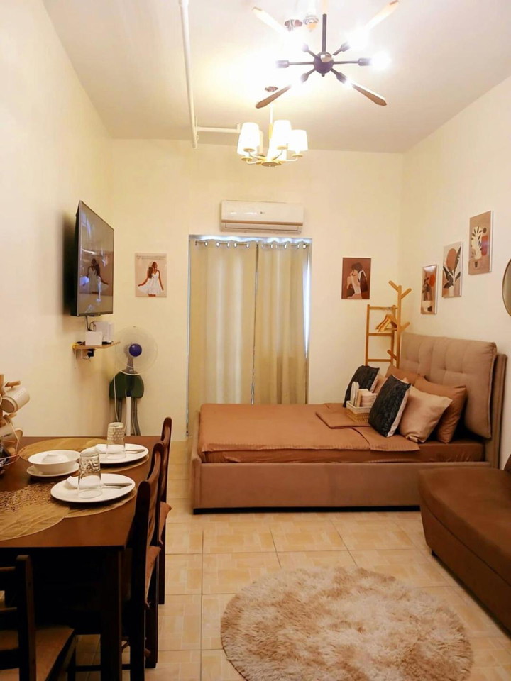 Casa Valencia - Quezon City
