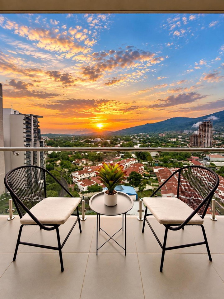 Stylish Studio With Everything You Need In San Benito - San Salvador