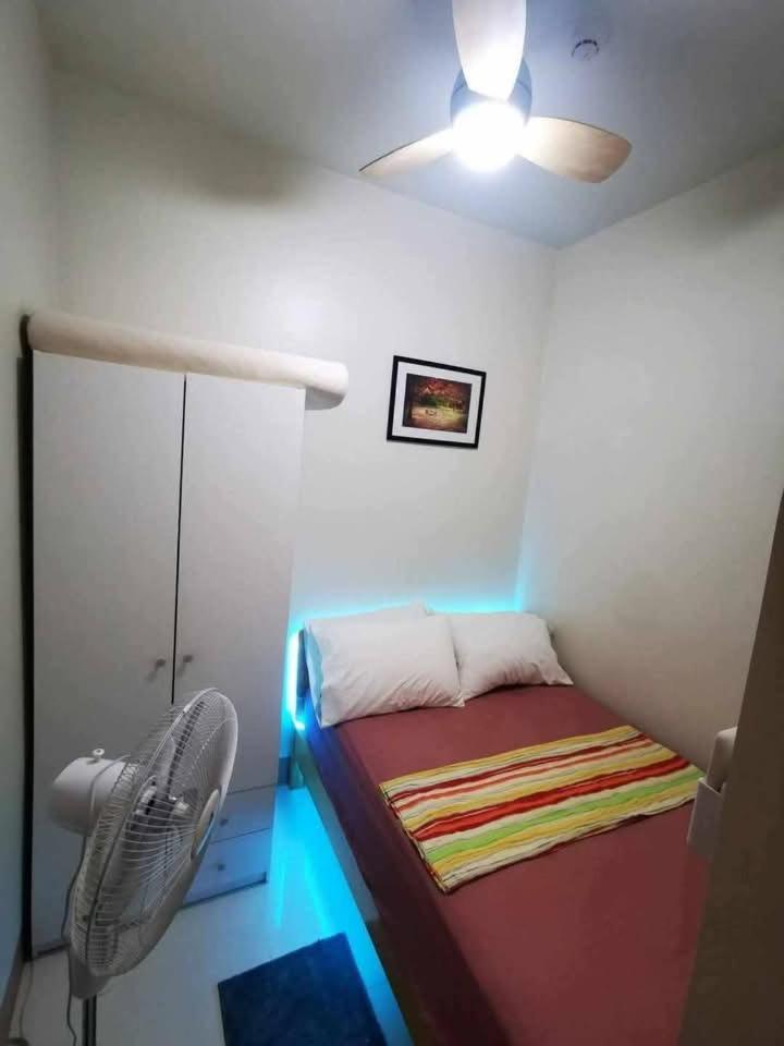 Mall Of Asia Shore 3 Tower 21661 Residence - Pasay