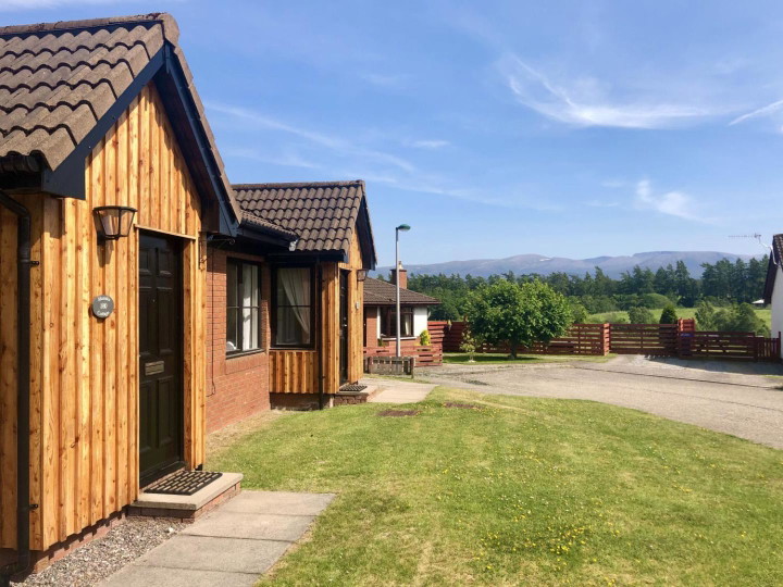 Manuka Cottage - Loch Morlich