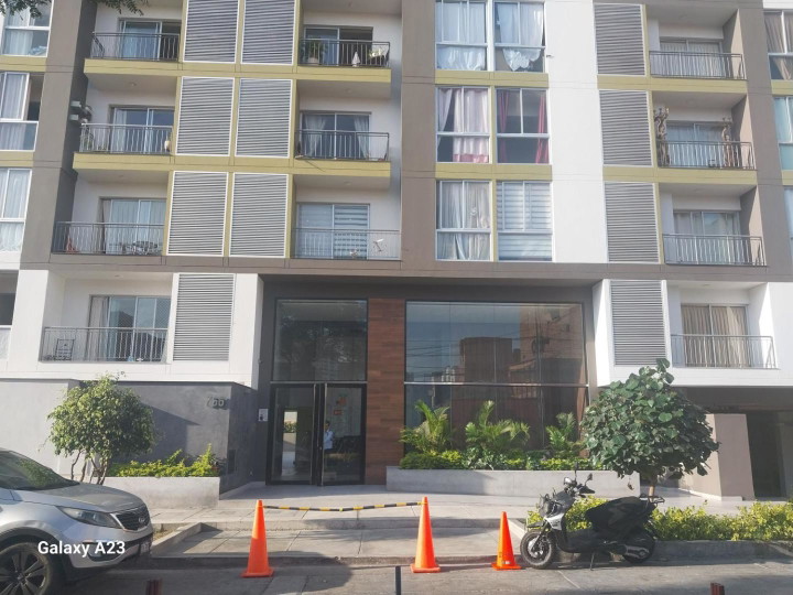 Moderno Departamento Con Vista Panorámica Cerca A Los Centros Comerciales - Lima