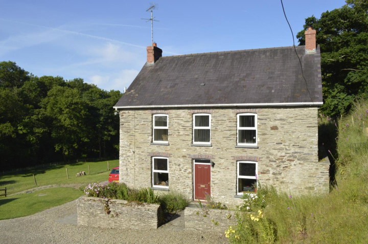 Troedyrhiw Bed & Breakfast - Cardigan