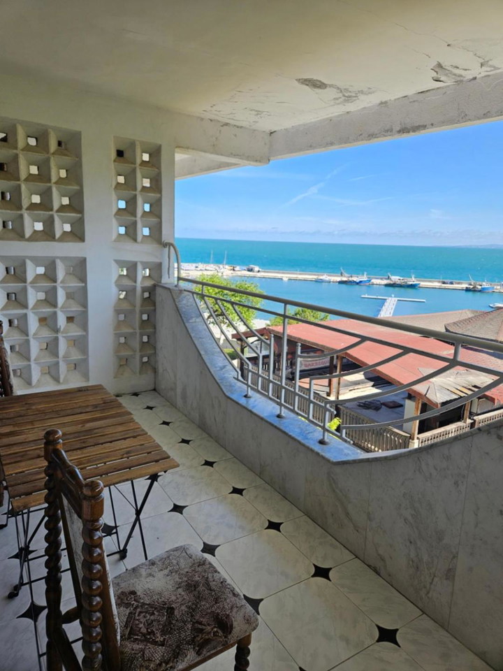 Lazur Seaview Apartment - Pomorie