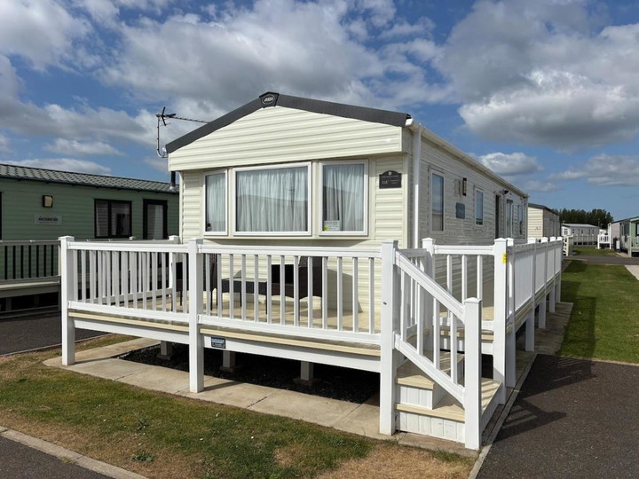 Palm Grove 118 - Golden Palm Resort - Pet Friendly, Wi-fic Close To The Beach - Meadow Lakes Caravan & Lodge Hire - Chapel Saint Leonards