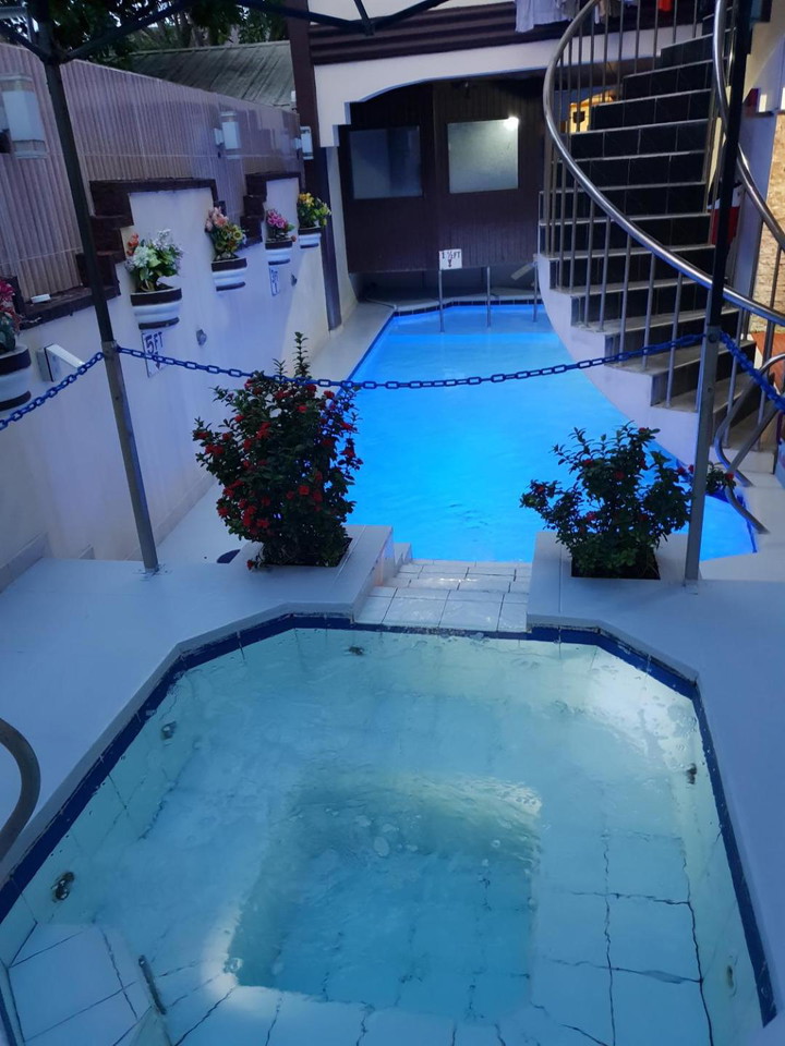 Cool Martin Family Hotel And Resort - Metro Manila