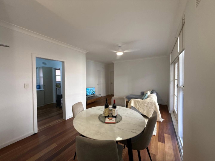 Randwick Shared Apt With Study & Built In Wardrobe - Coogee