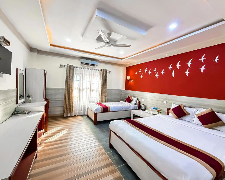 Chitwan Forest Resort With Swimming Pool , Chitwan National Park - Tibet