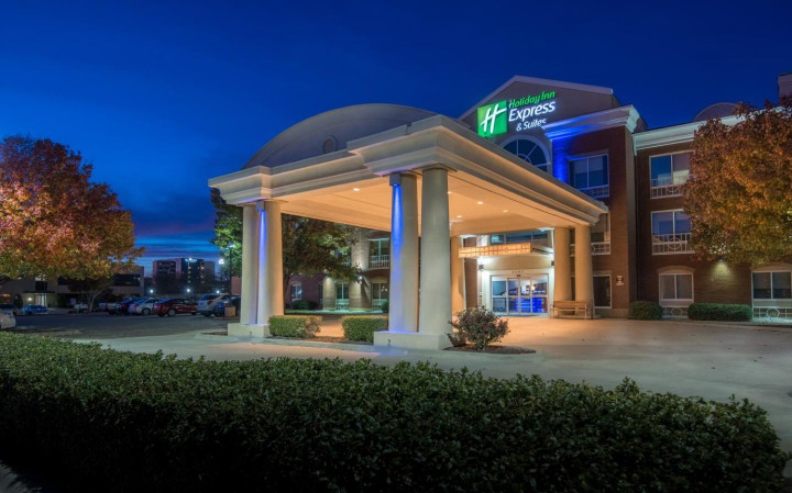 Holiday Inn Express & Suites Plano West - Frisco By Ihg - The Colony, TX