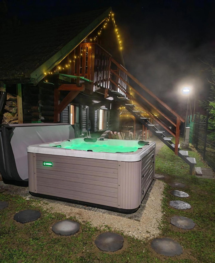 Woodhousedream Jakuzzi - Slovenia