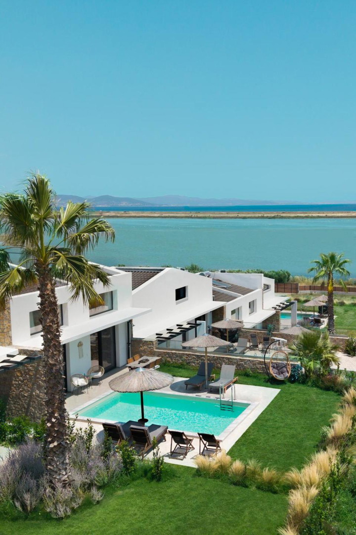 Flamingo View Suites & Villas - Greece