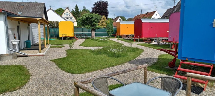 "Nesthocker" Café-snackbar-pension-bauwagencamp - Bavière