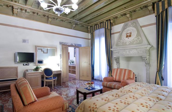 Foscari Palace - Wenecja