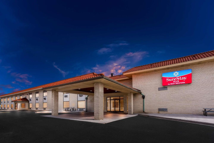 Surestay Plus By Best Western Windsor - Detroit, MI
