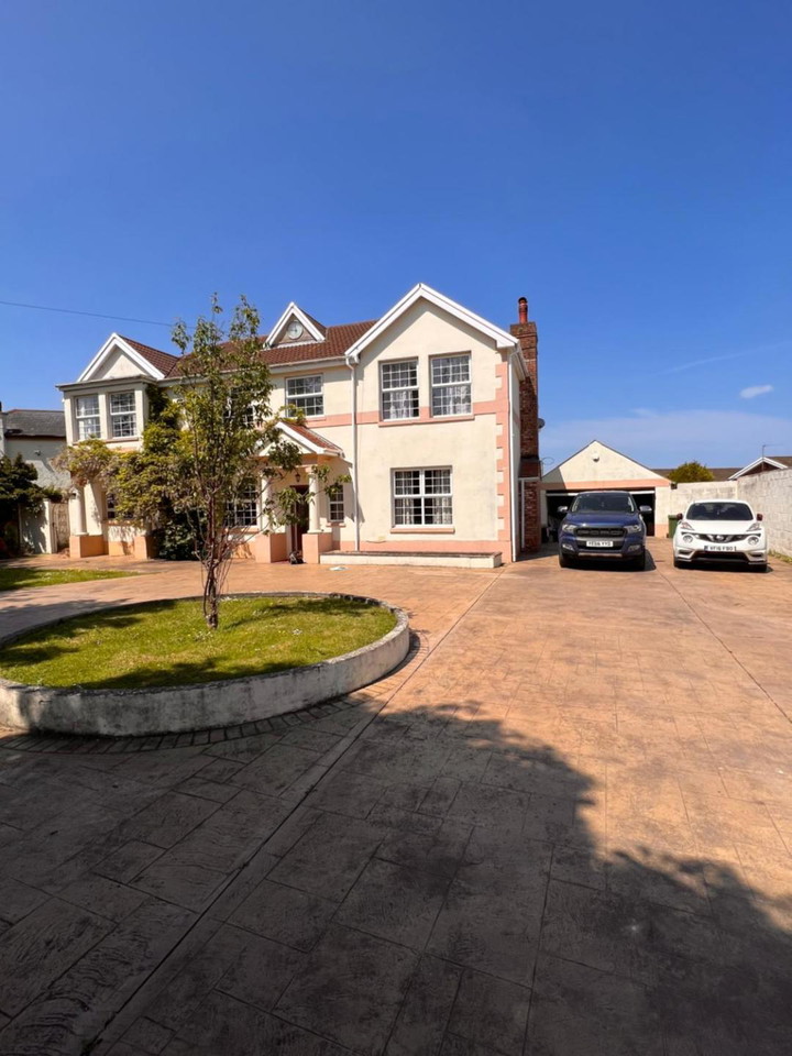 Family & Friends Get Together Birthday Hot Tub - Porthcawl