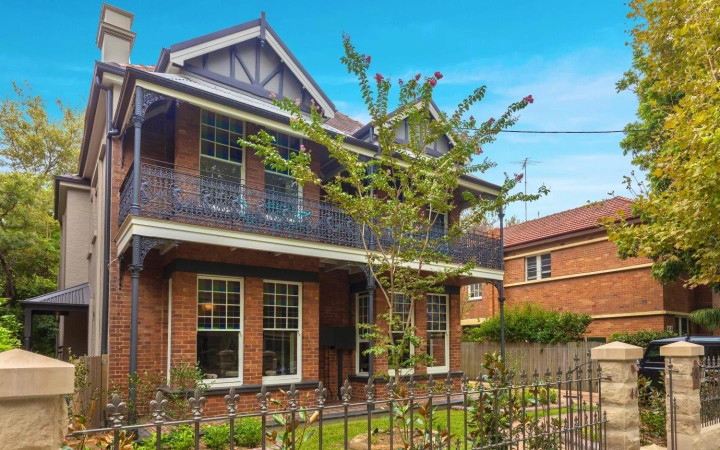 Dalziel Lodge - Manly
