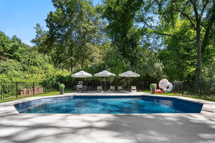 Renovated Retreat With Heated Pool - Newtown, CT