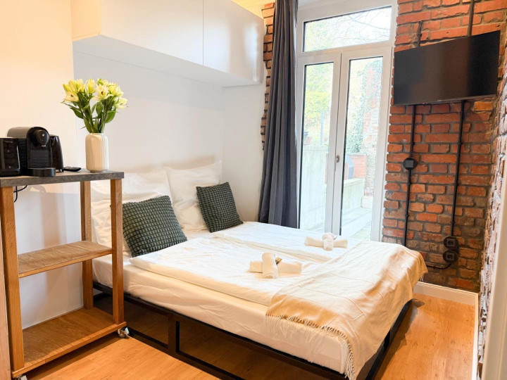 Studio Apartment Industrial Look - Eigenes Bad Und Küche - Neu - Erfurt