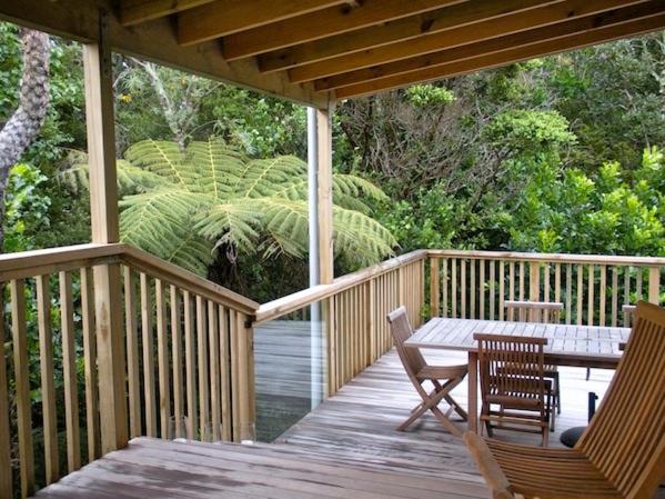 Tiromoana - Mathesons Bay Holiday Home - Matakana