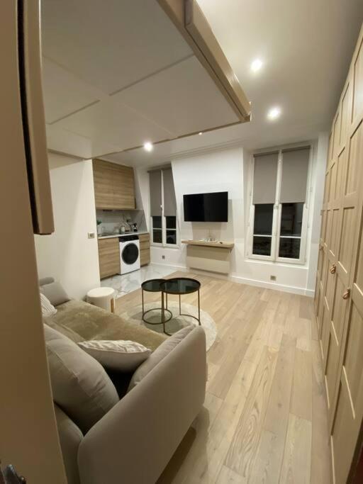 Joli Studio Paris 17 - Garches