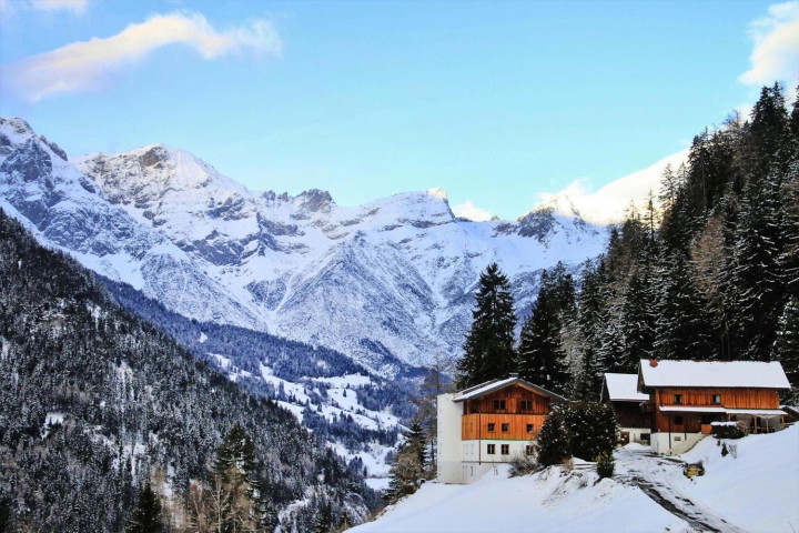 Farmhouse In Tobadill With Mountain Views - Landeck