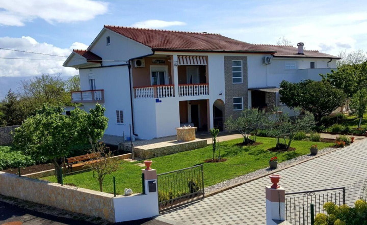 Apartment Sime - Croatia
