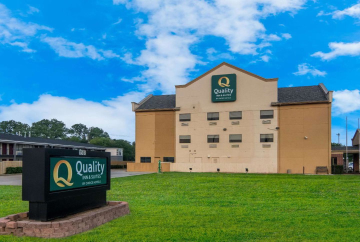Quality Inn & Suites Waco North - Waco, TX