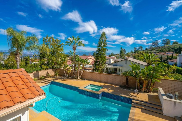 Marbella Lane - Captivating Home W Pool - Brea, CA