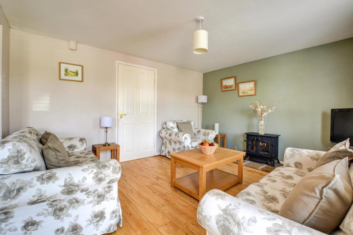 2 Bed In Salhouse Oc-1250 - Wroxham