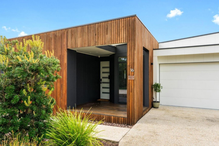 Best Of Both Worlds Inverloch - Inverloch